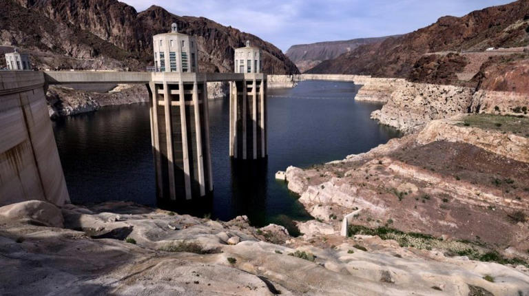 Rapid snowmelt jeopardizing summer water supply across the US West