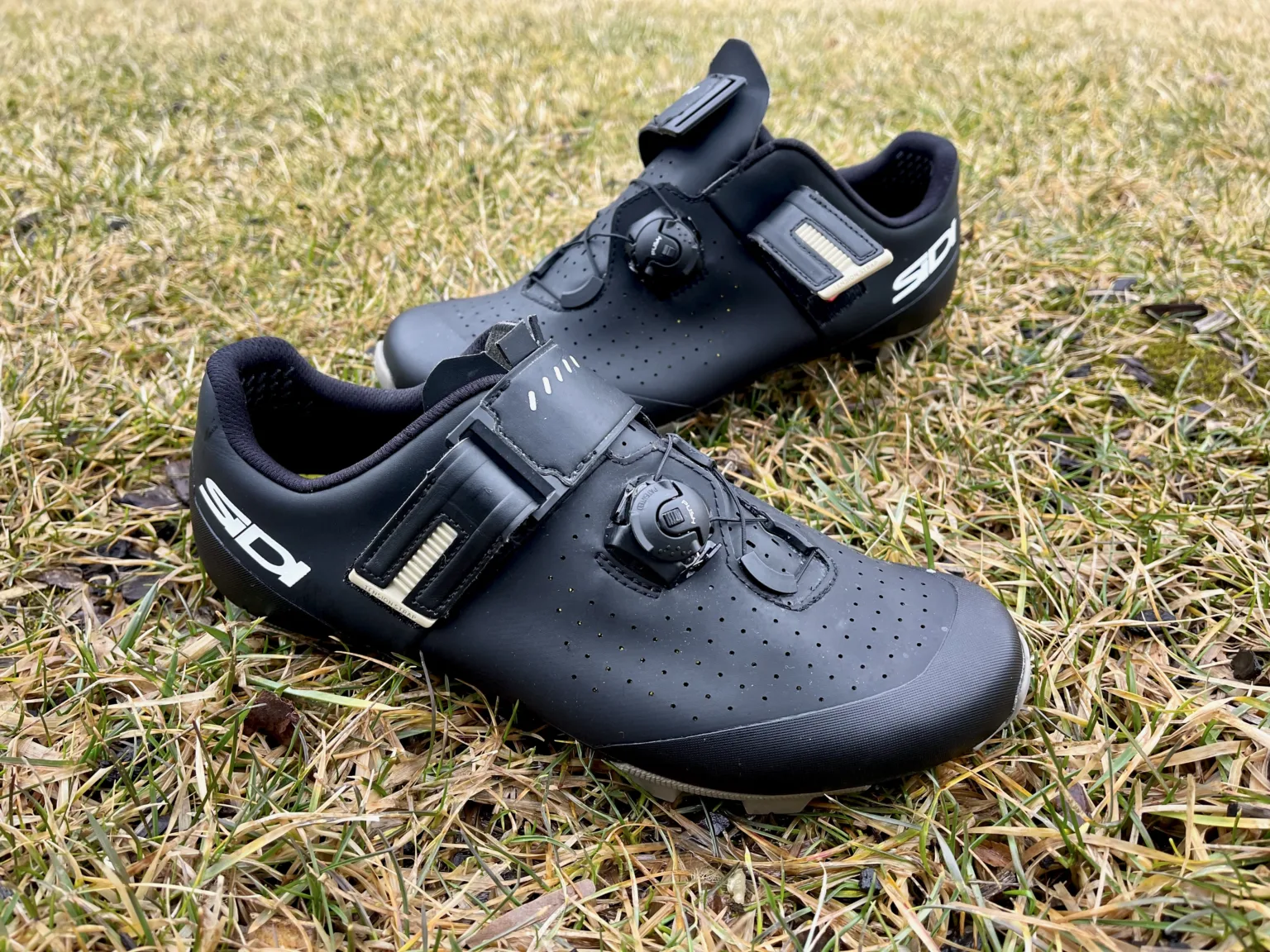 Sidi Physis XC Shoe Review: A Classic Brand Reboots for the Modern Rider