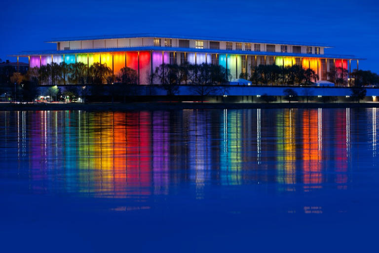 Trump shuts down Kennedy Center; nearly all programming heads have quit