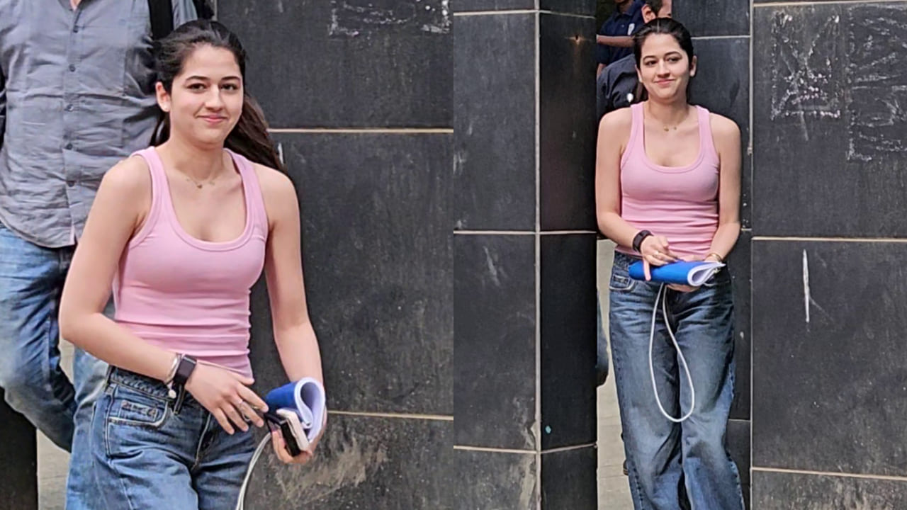 Naomika Saran styles pink tank top with denim jeans in hot Mumbai ...