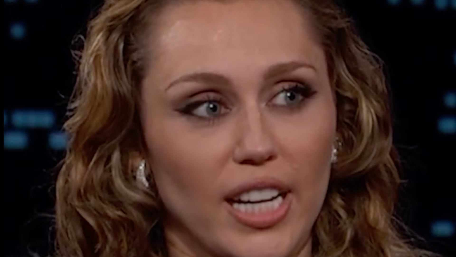 Miley Cyrus raconte le jour où tout a basculé : « Je croyais que c’était la fin