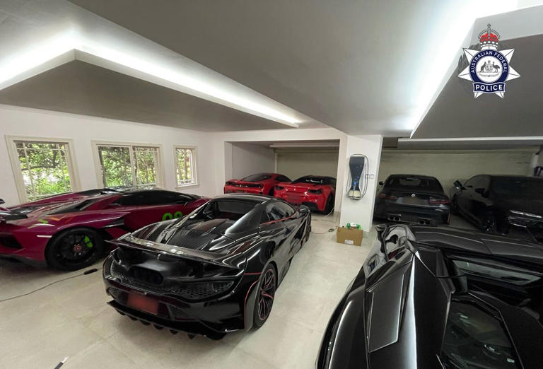 Police Seize 2 Ferraris, 2 Lamborghinis, 7 BMWs and a McLaren from ...
