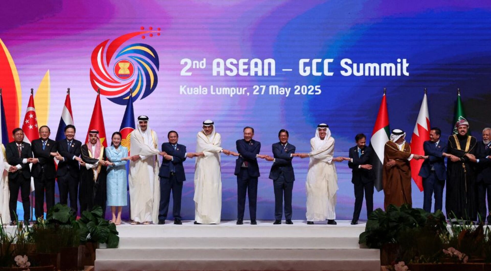 ASEAN summit: Southeast Asian bloc aims to strengthen ties with GCC