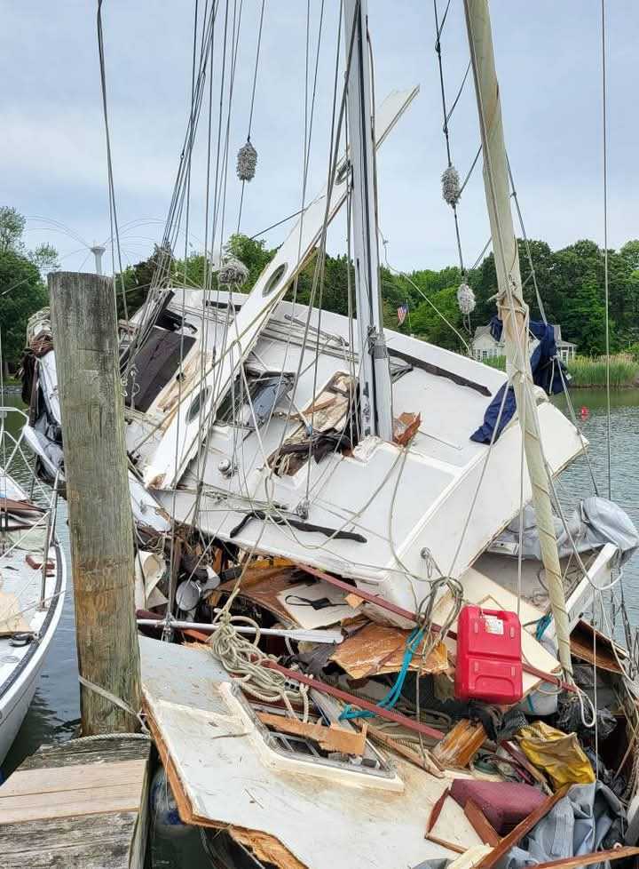 One person injured in boat explosion near Shady Side