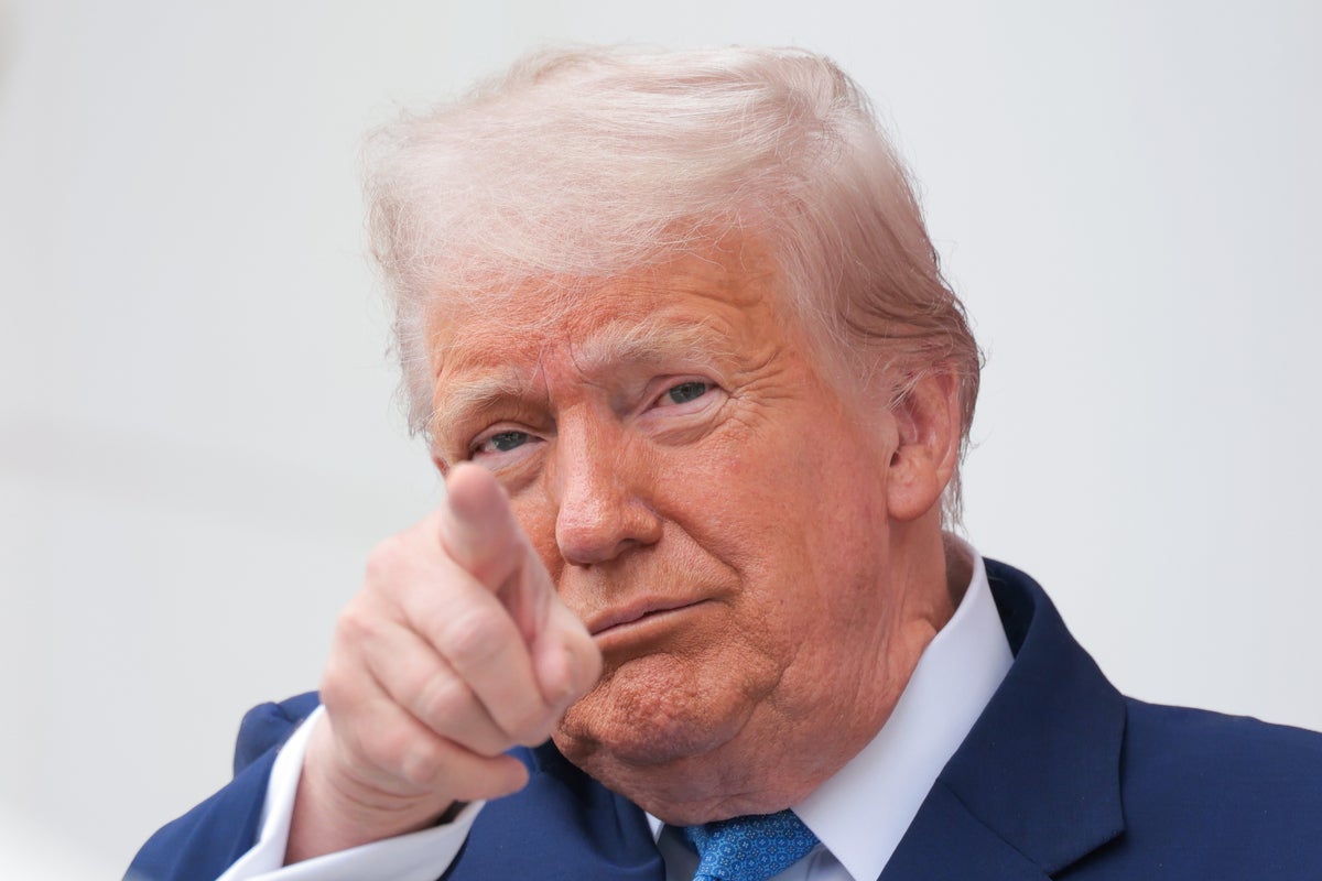 Trump warns ‘playing with fire’ Putin that Russia has avoided ‘really ...