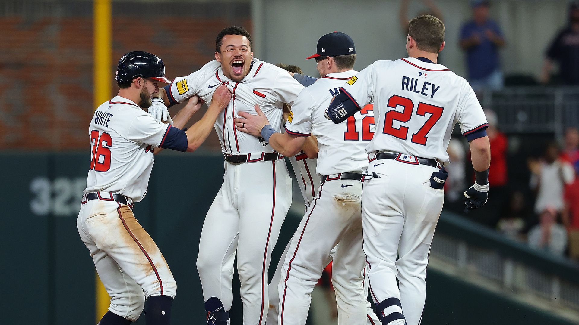 Austin Riley hops back to two-hole as Braves begin Philadelphia series