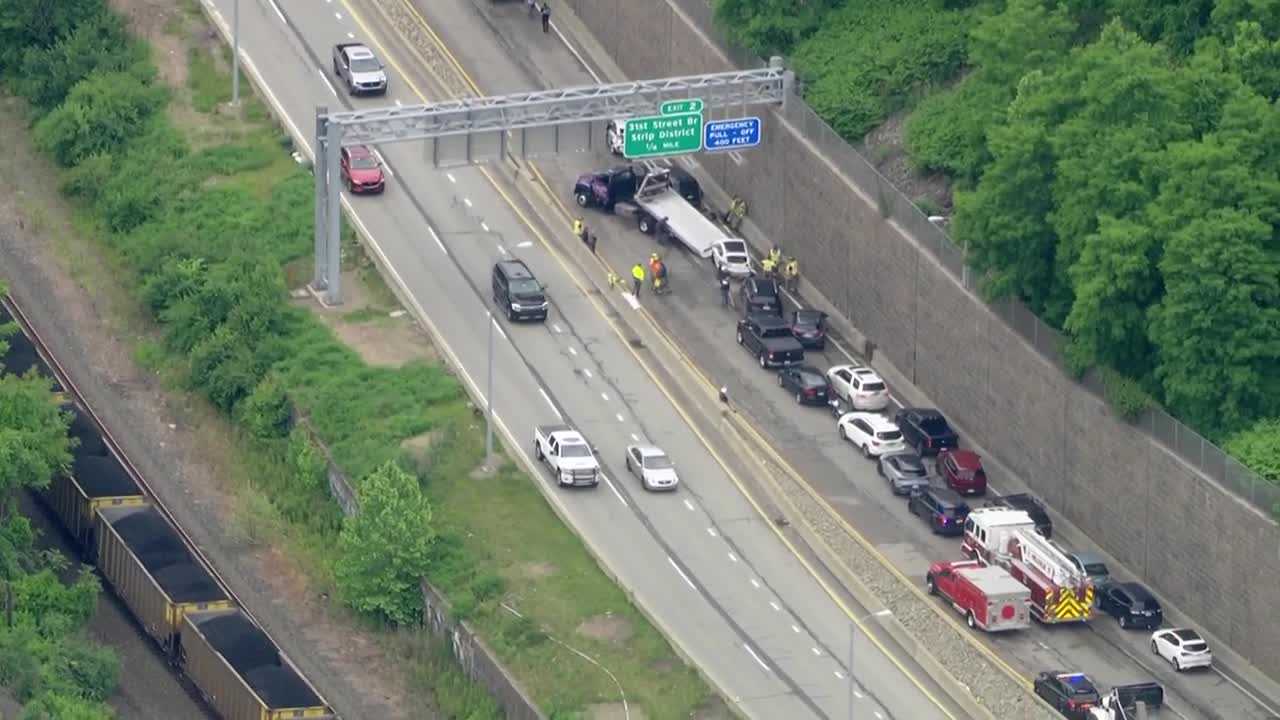 Southbound Route 28 reopens after multi-vehicle crash in Pittsburgh