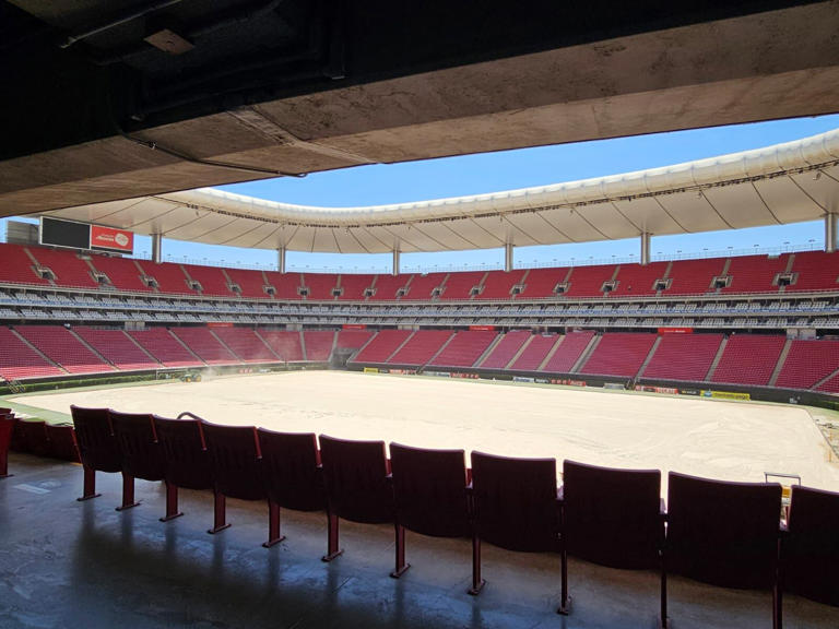 Imágenes exclusivas: Sin césped y con maquinaria; así luce hoy el ...