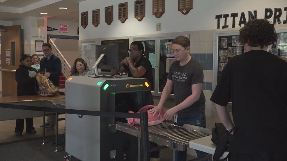 Greece schools implement new equipment to screen people and bags