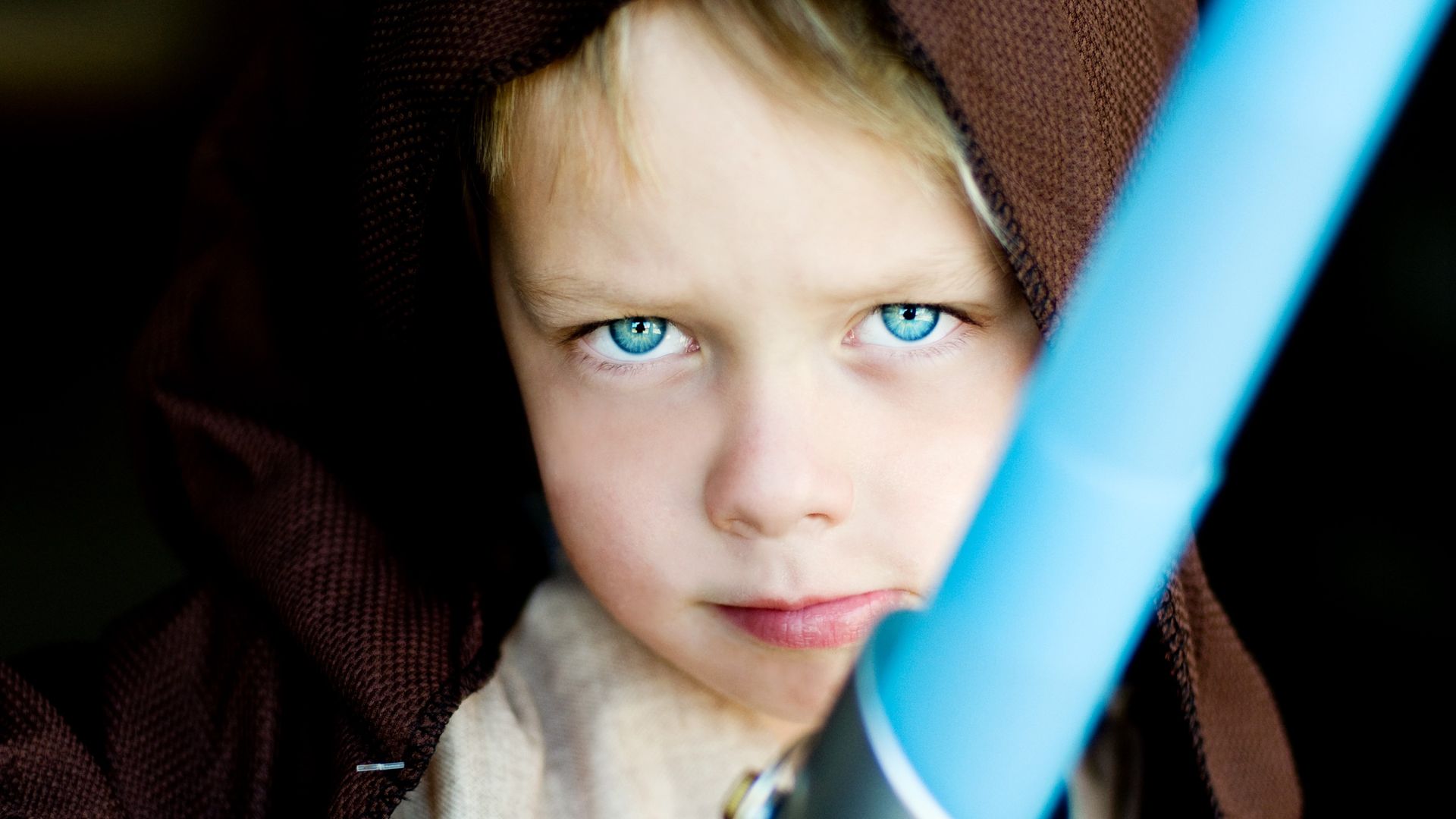 The CIA operated a network of gaming sites and even a Star Wars fanpage ...