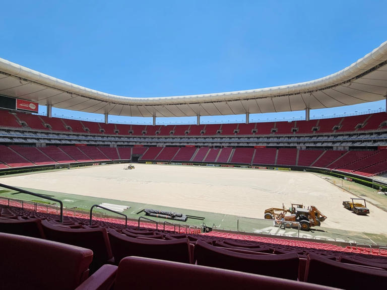 Imágenes exclusivas: Sin césped y con maquinaria; así luce hoy el ...