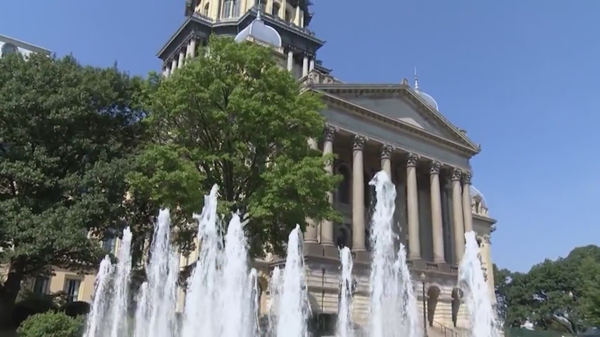 Illinois budget battle: What Chicago needs from Springfield — WGN ...