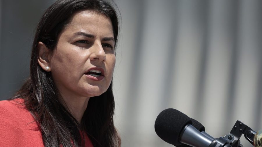 California Dem blasts FCC’s delay of multilingual disaster alerts