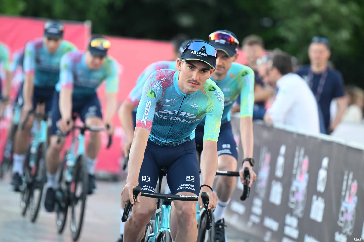 Scaroni had no strength left, but Fortunato handed him the victory: "I ...