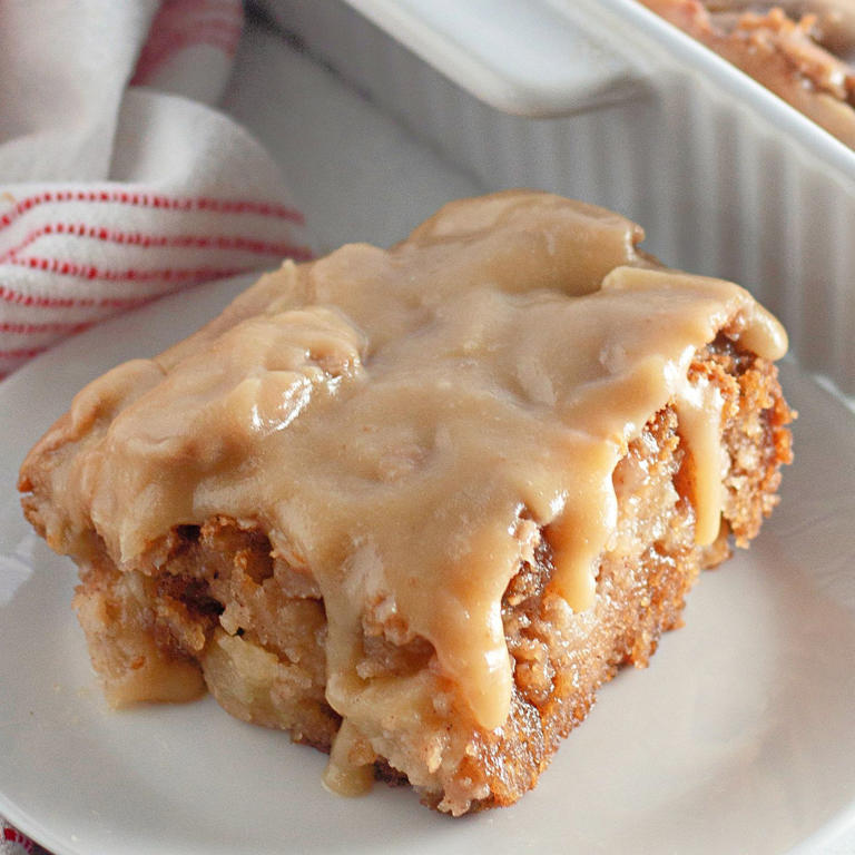 Apple Dapple Cake: A Moist, Caramel-Glazed Delight