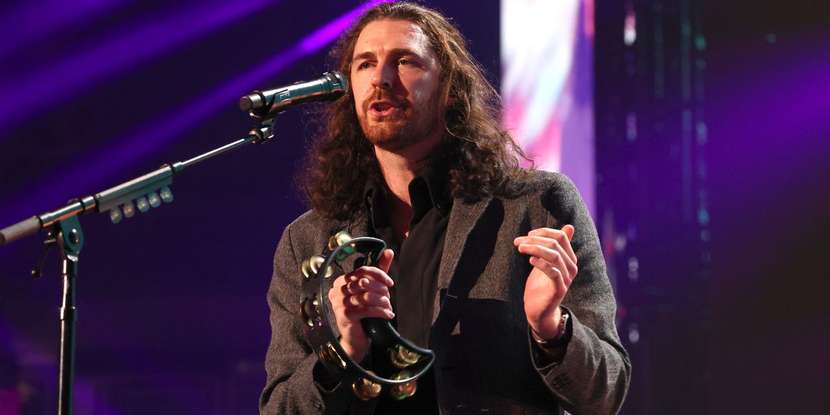 Hozier’s 2025 U.S. Tour Marks a Career-First. Here’s Why It’s So Special