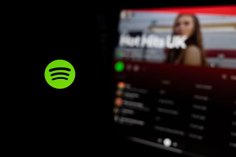 Spotify issues update on connection issues as thousands report ...