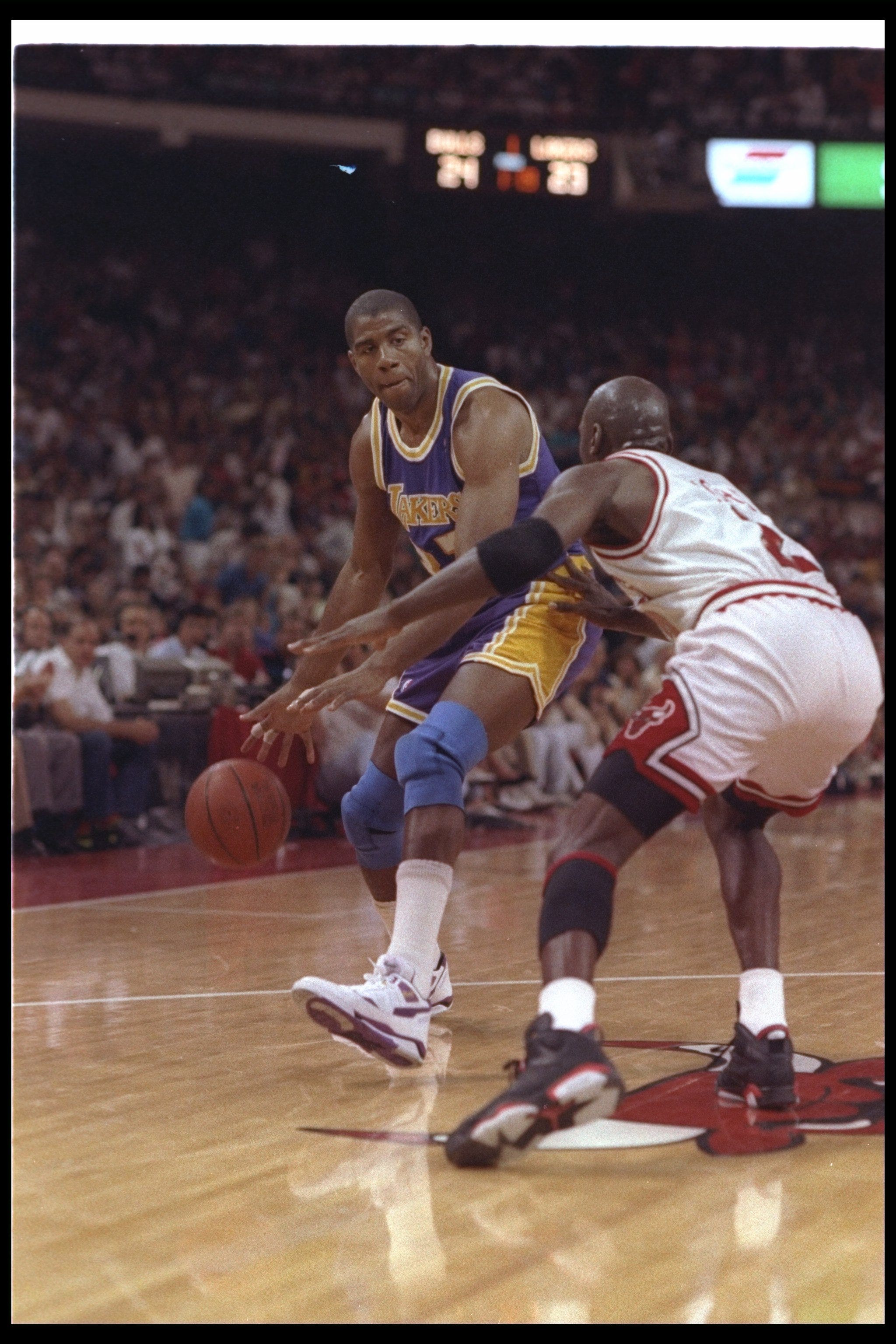 How Michael Jordan getting in foul trouble led to the Lakers losing in ...