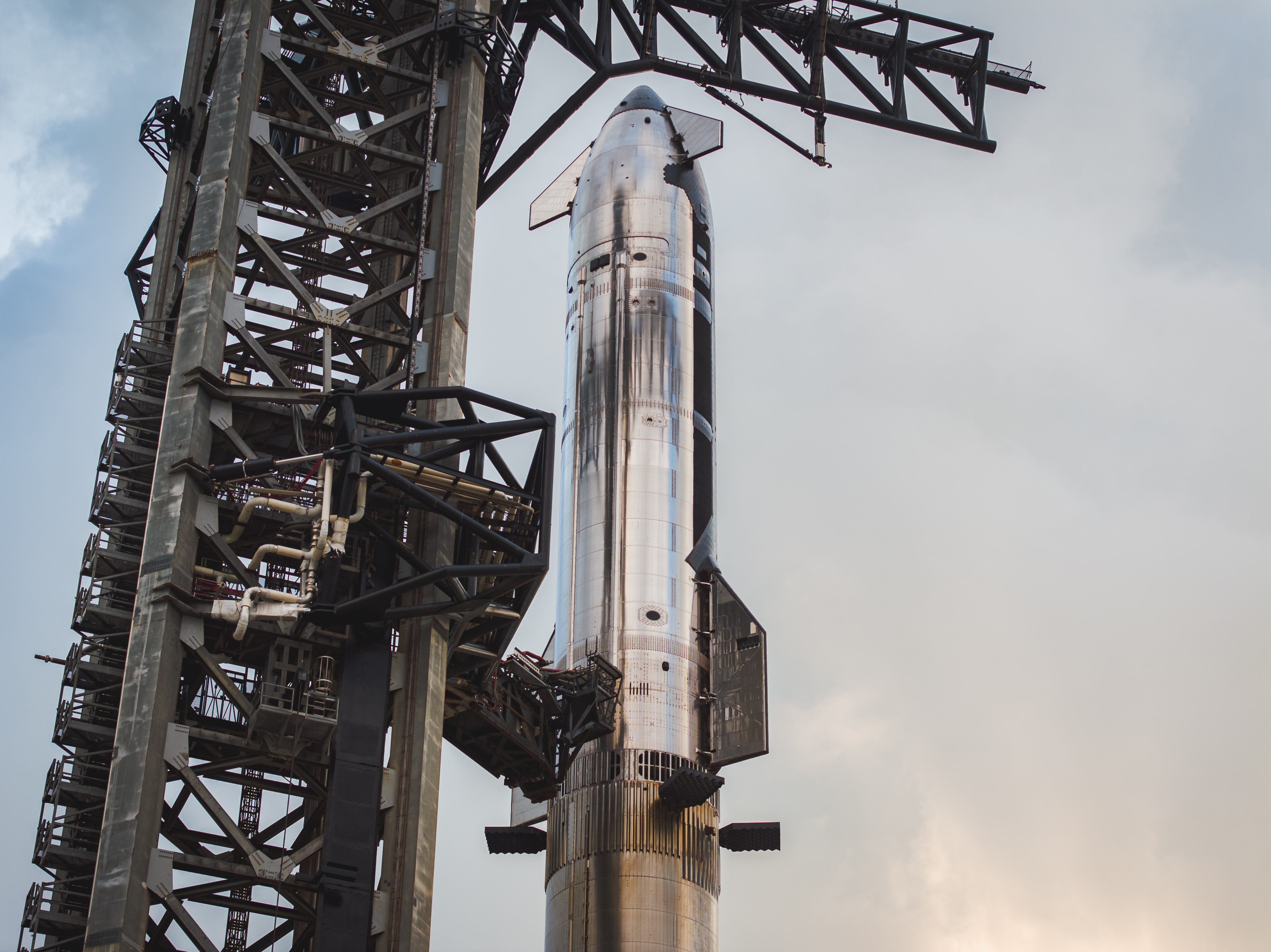 What time is Texas SpaceX launch today? How to watch Starship Flight 9 ...