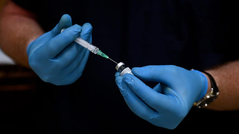 Getting a COVID vaccine this fall might be difficult. Here's what to know
