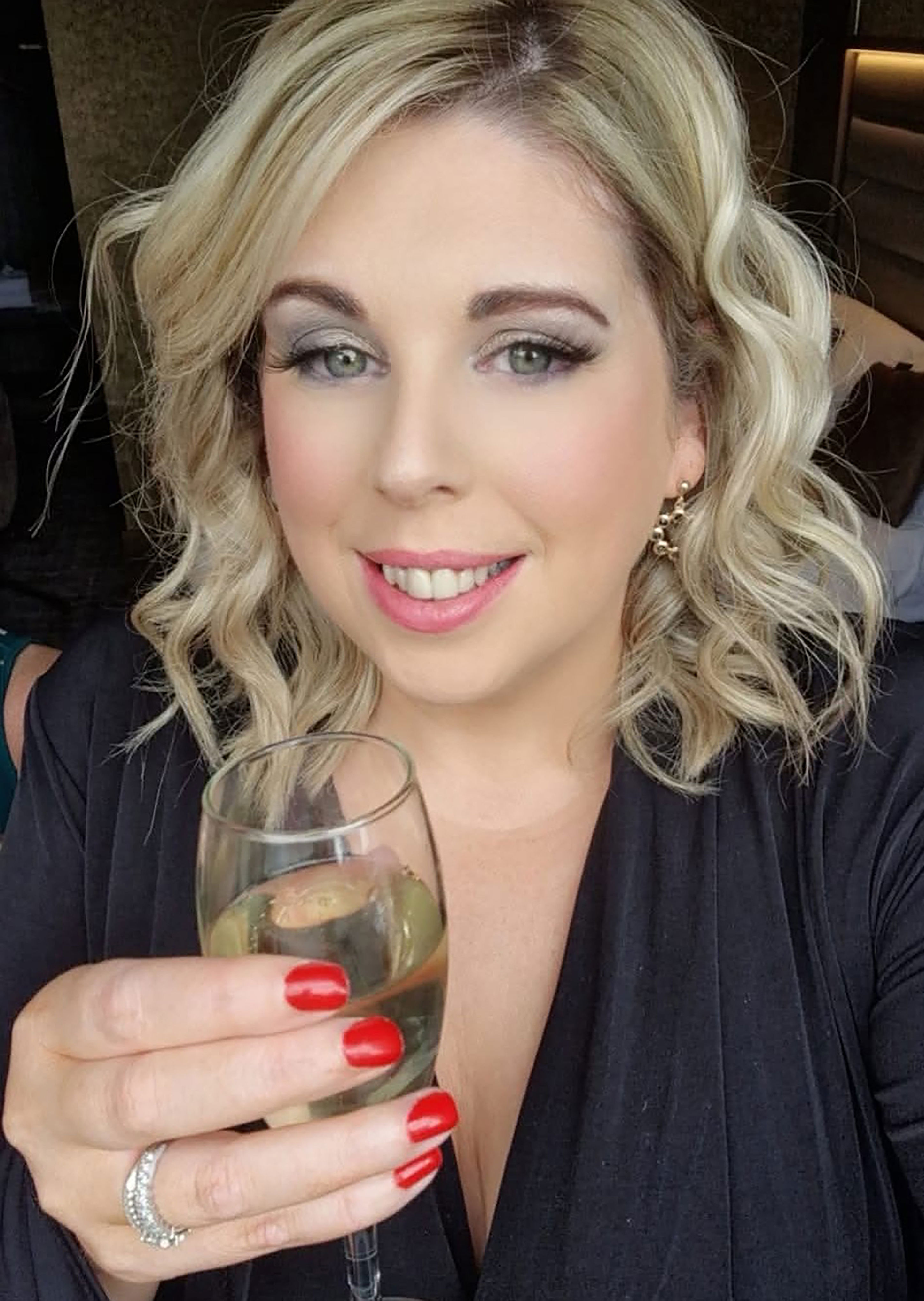 Woman born without ovaries willing to ‘break’ finances to become a mother