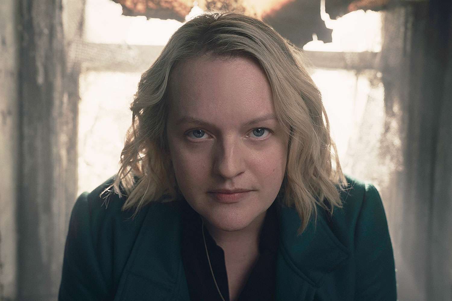 The Handmaid S Tale Series Finale Explained Did June Finally Reunite
