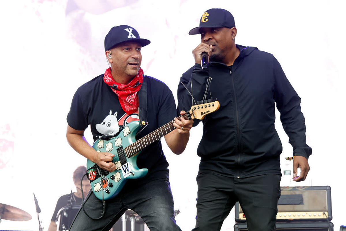 ‘90s Music Icons Join Forces to Back ‘Harvard’s Resistance’ and Bruce ...