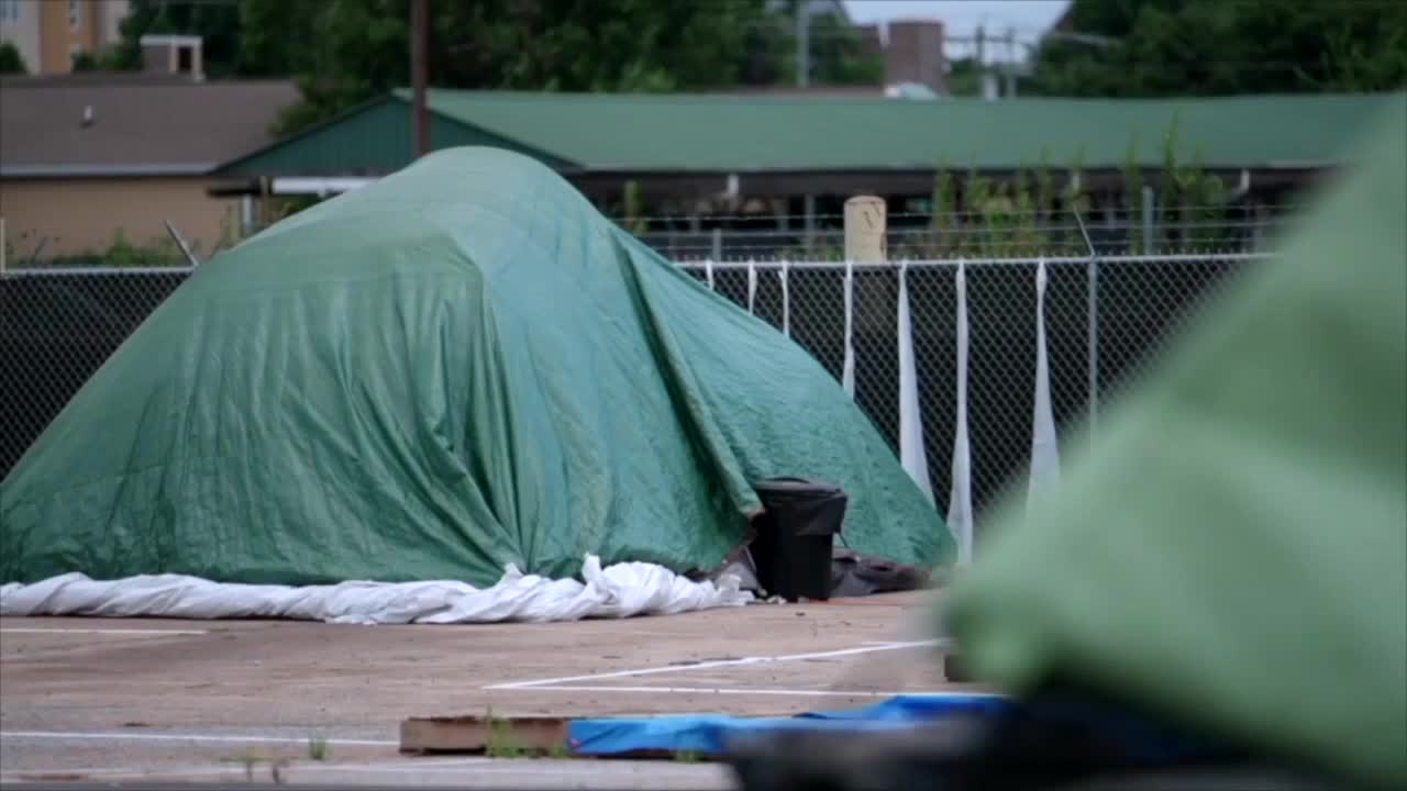 Is Cincinnati's proposal for a daytime homeless shelter sustainable?