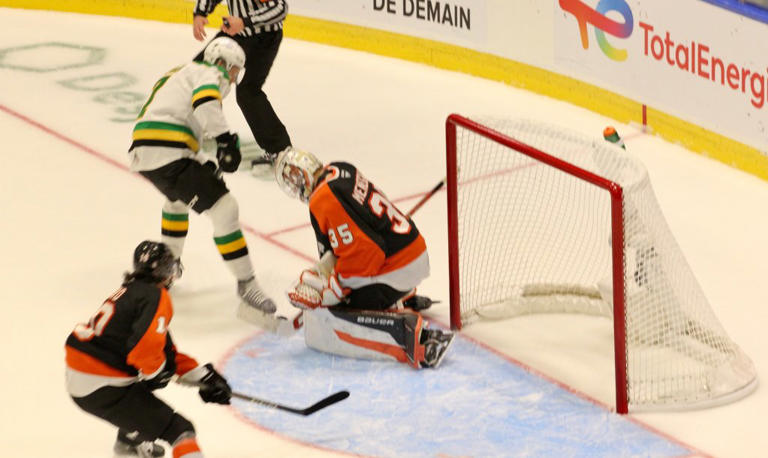 Medicine Hat defeats the London Knights to advance to Memorial Cup ...