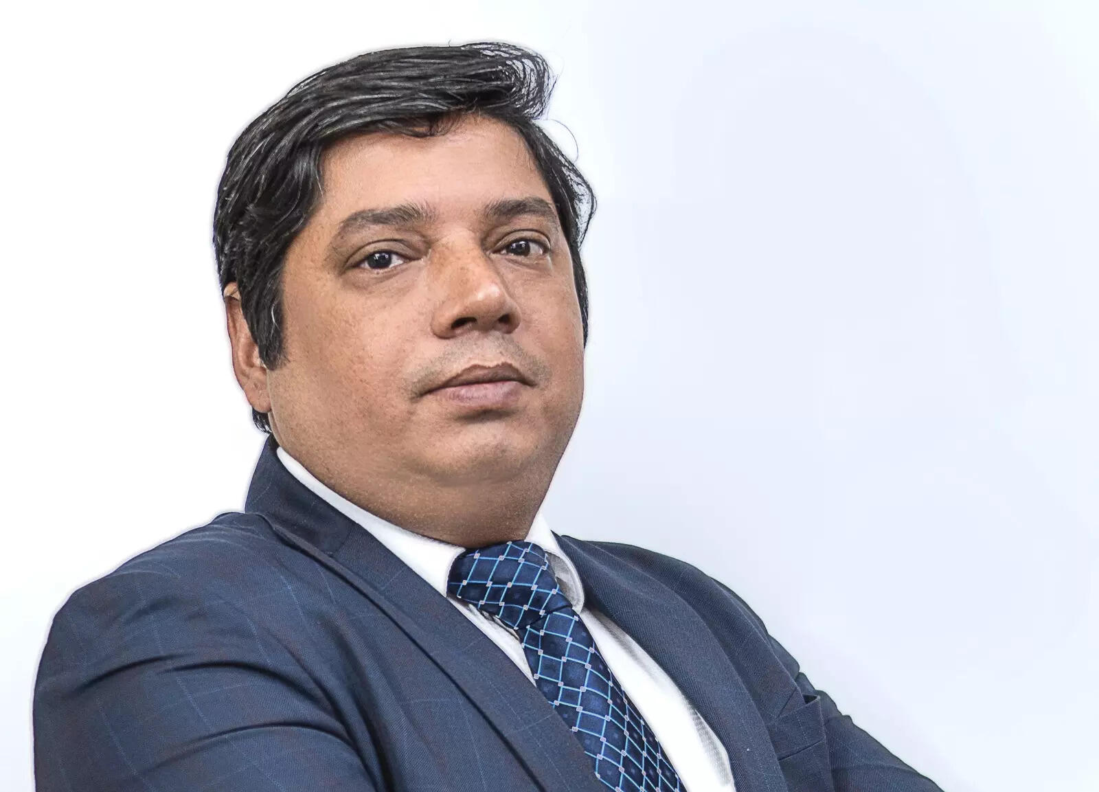 Fund Manager Talk | Auto entering coexistence era of ICE and EVs, HDFC AMC's Priya Ranjan explains