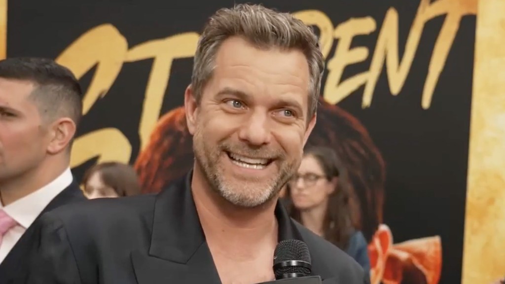 Joshua Jackson Says Jackie Chan "Has a Master's Eye" at the ‘Karate Kid ...