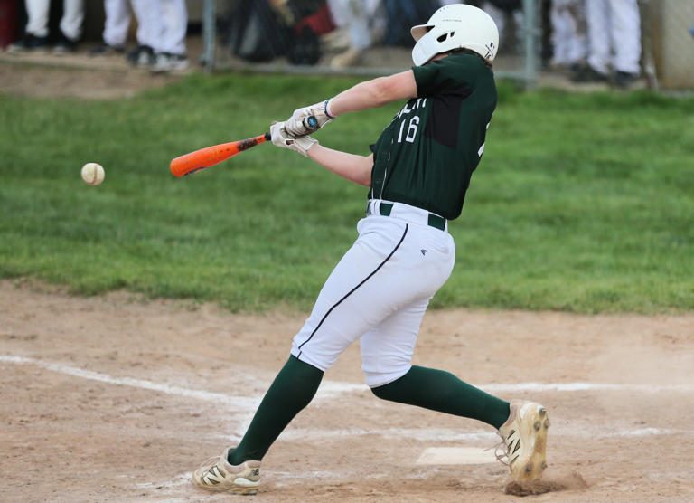 Championship matchups are taking shape. Here's what happened in Monday ...