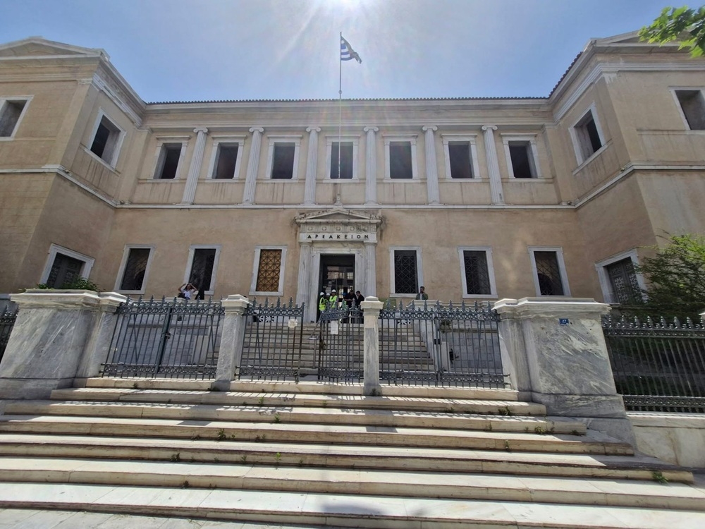 Το ΣτΕ επιστρέφει στο Αρσάκειο Μέγαρο – Παίρνει και το κτιριο της Σανταρόζα