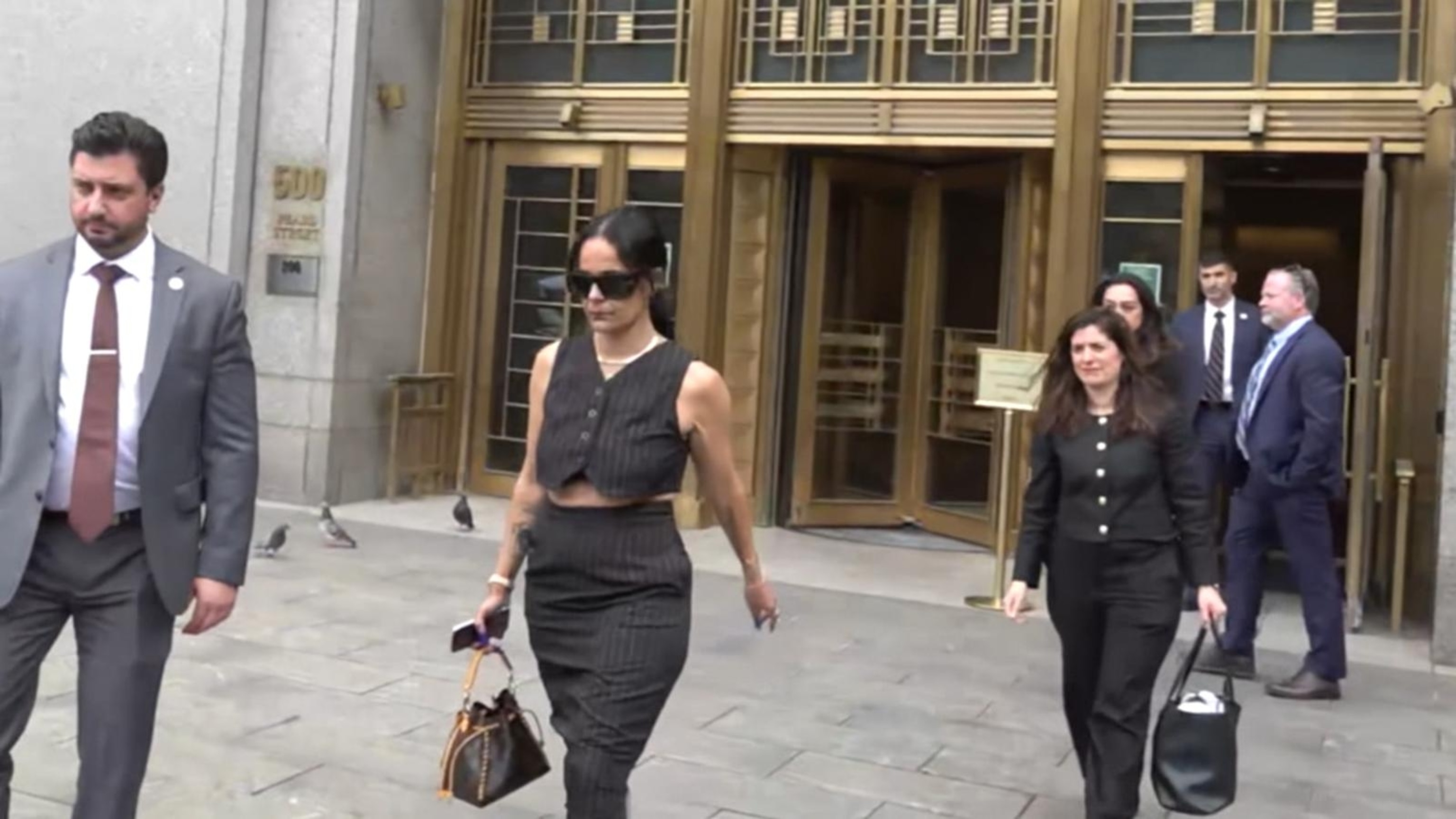 Former assistant to Sean 'Diddy' Combs testifies he allegedly kidnapped ...