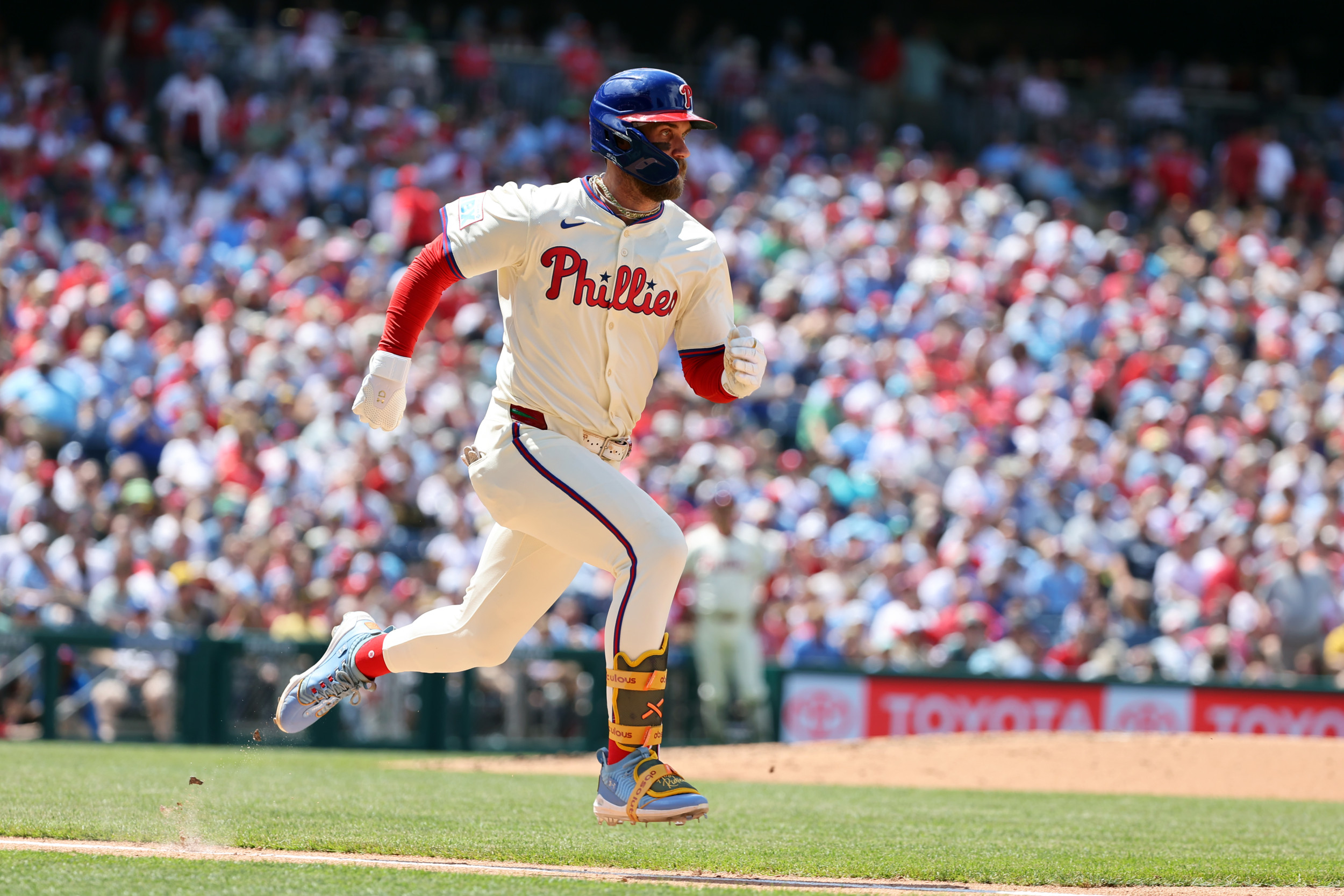 Phillies Star Leaves Game With Apparent Injury After Dangerous HBP