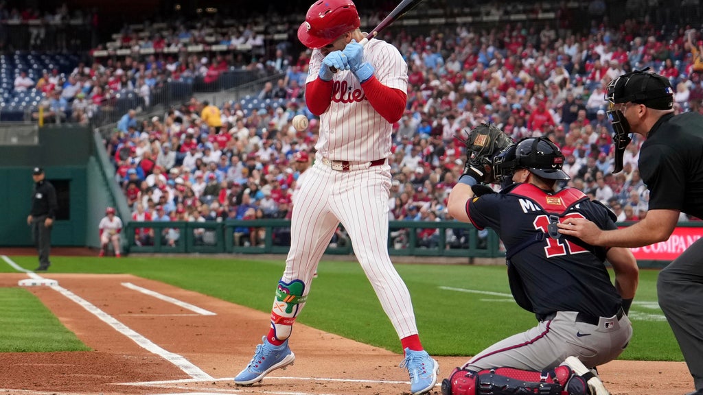 Bryce Harper hit by pitch, exits Philadelphia Phillies-Atlanta Braves game