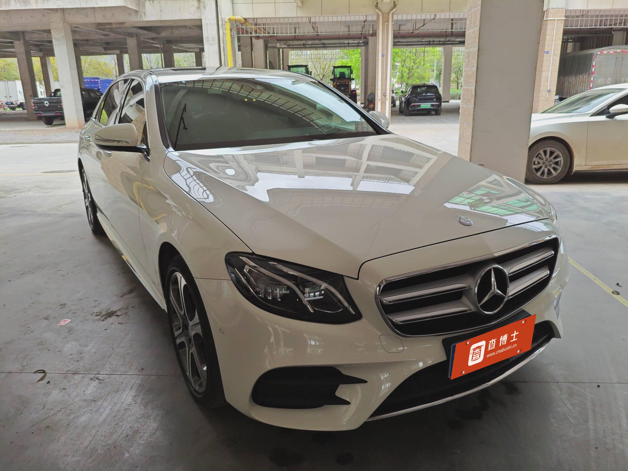 奔驰 奔驰E级 2016款 E 300 L 运动时尚型实拍图