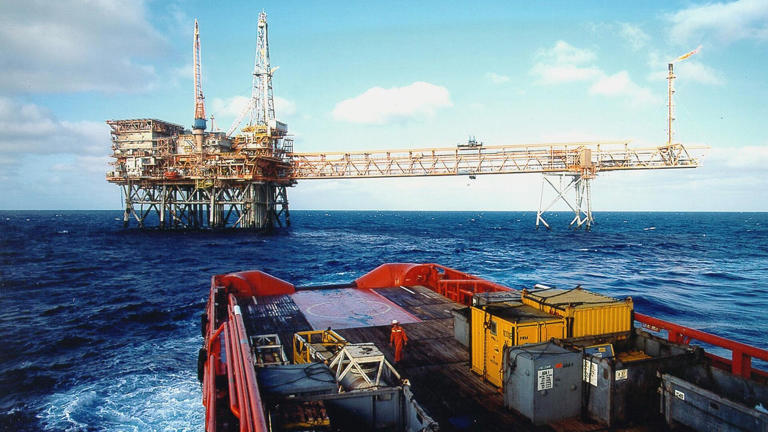 Labor approves Woodside’s North West Shelf gas extension