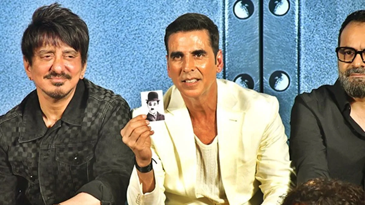 Akshay Kumar keeps Charlie Chaplin close to heart, and in his wallet!
