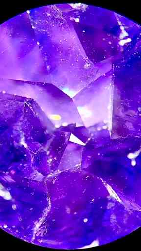 Exploring Amethyst Crystals Under the Microscope