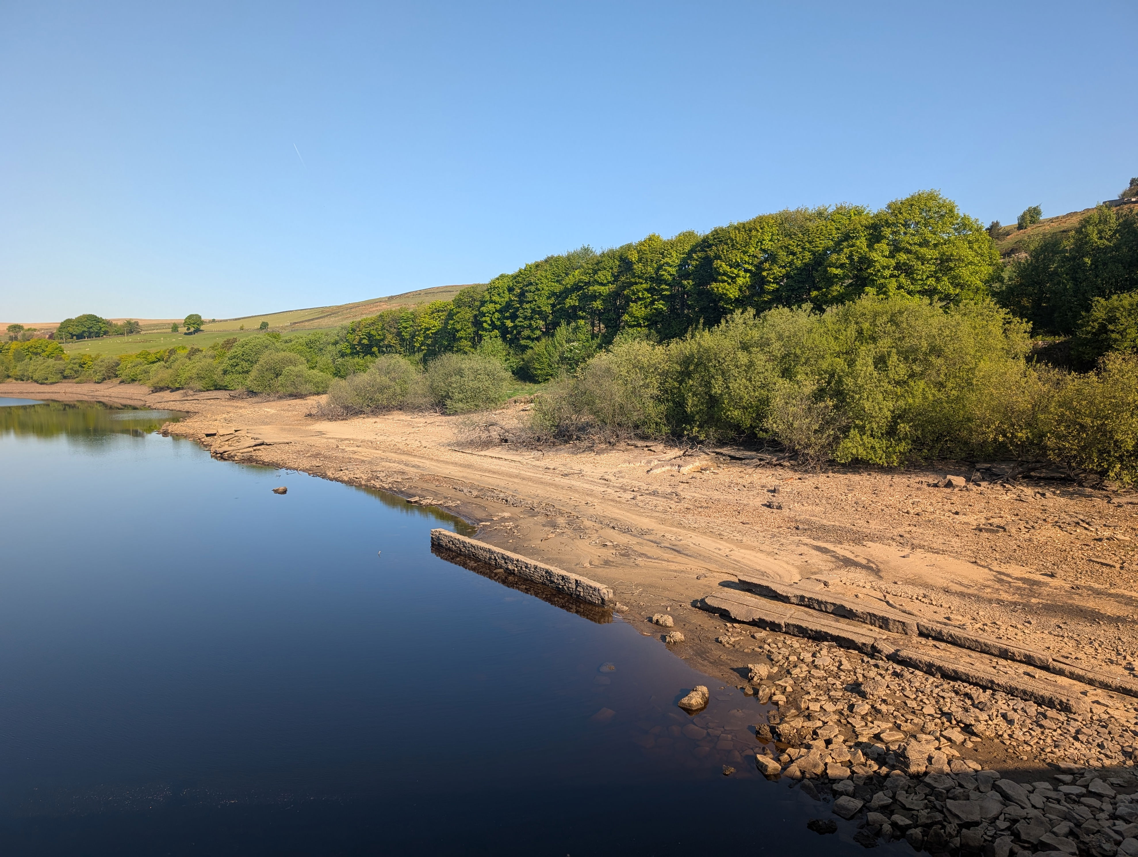 Sheffield weather: Weekend rainfall not enough to increase reservoir ...
