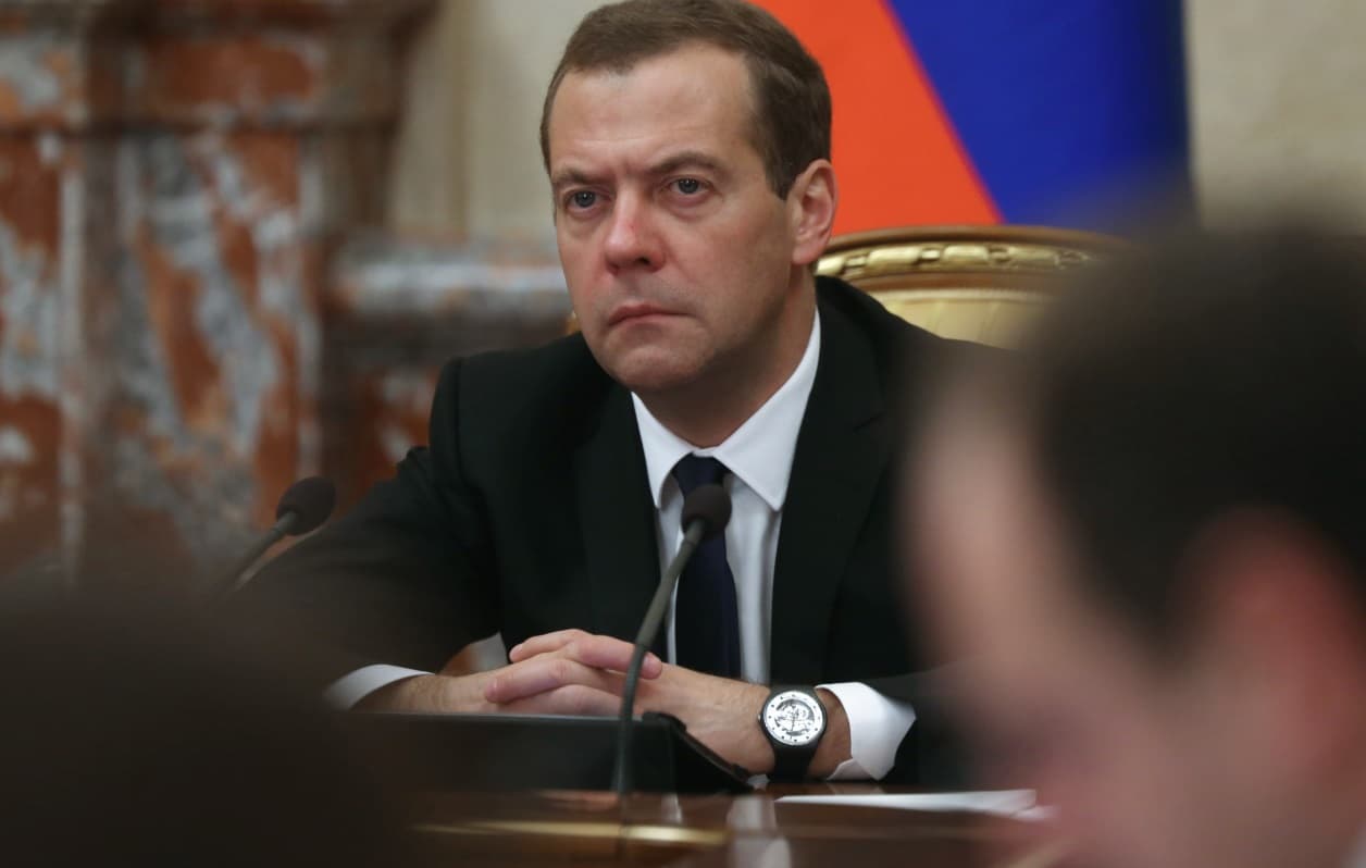 Medvedev met Trump en garde contre une "troisième guerre mondiale ...