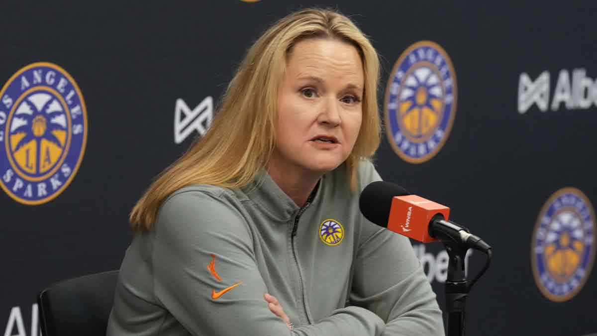 Sparks HC Lynne Roberts drops consistency message amid bumpy start to ...