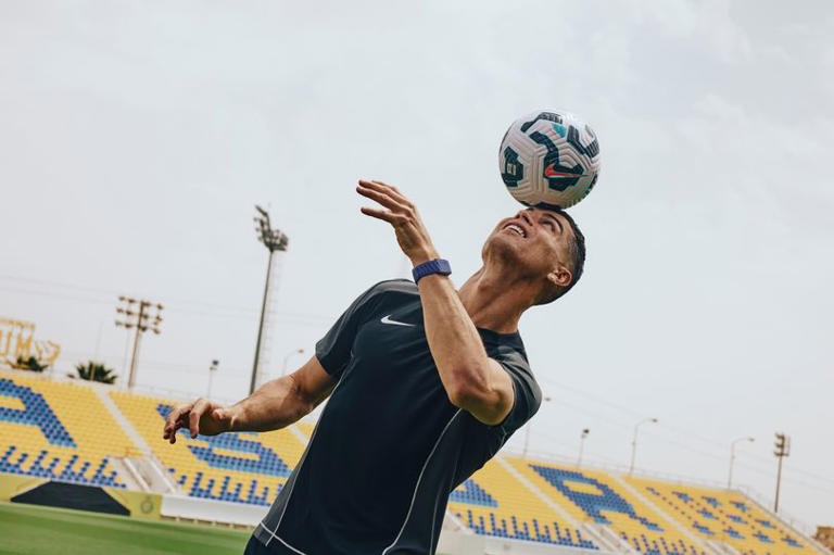 Top health and fitness wearable ups ante ahead of Christmas, Ireland’s ...