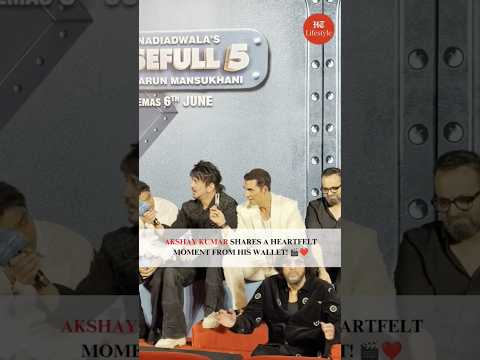 trailer launch of Housefull 5 Akshay Kumar pulling out a photo of ...