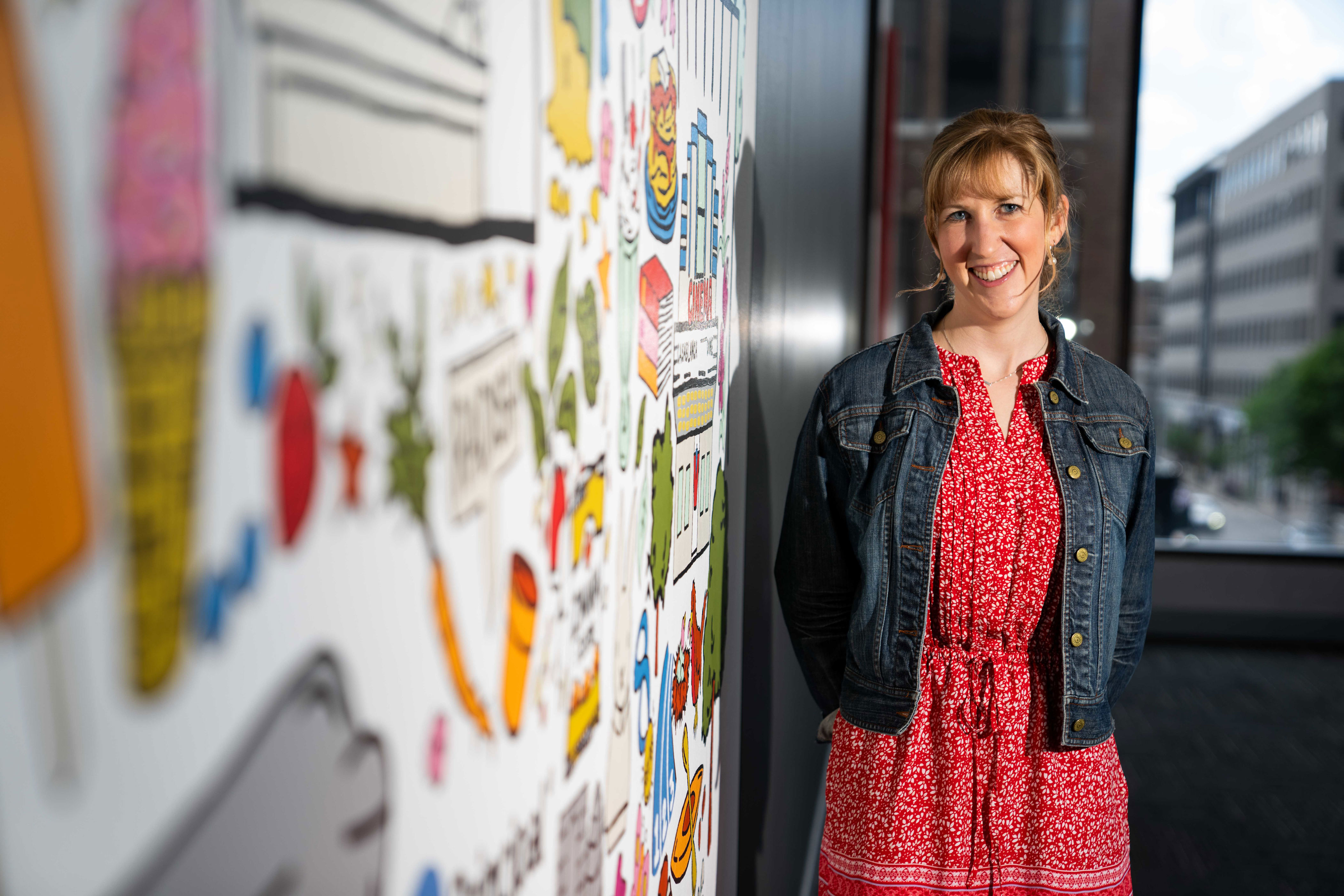 Artist Claire Sedovic making her mark on Des Moines with community ...