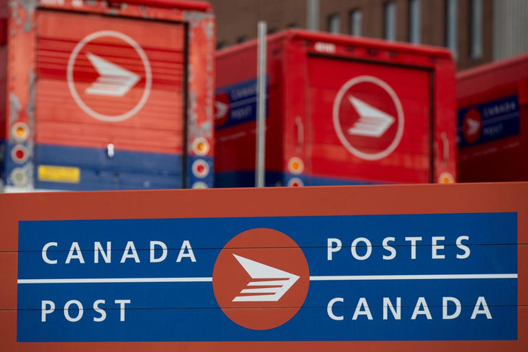 Canada Post, union say still no date for offer vote: ‘Chaos and confusion’