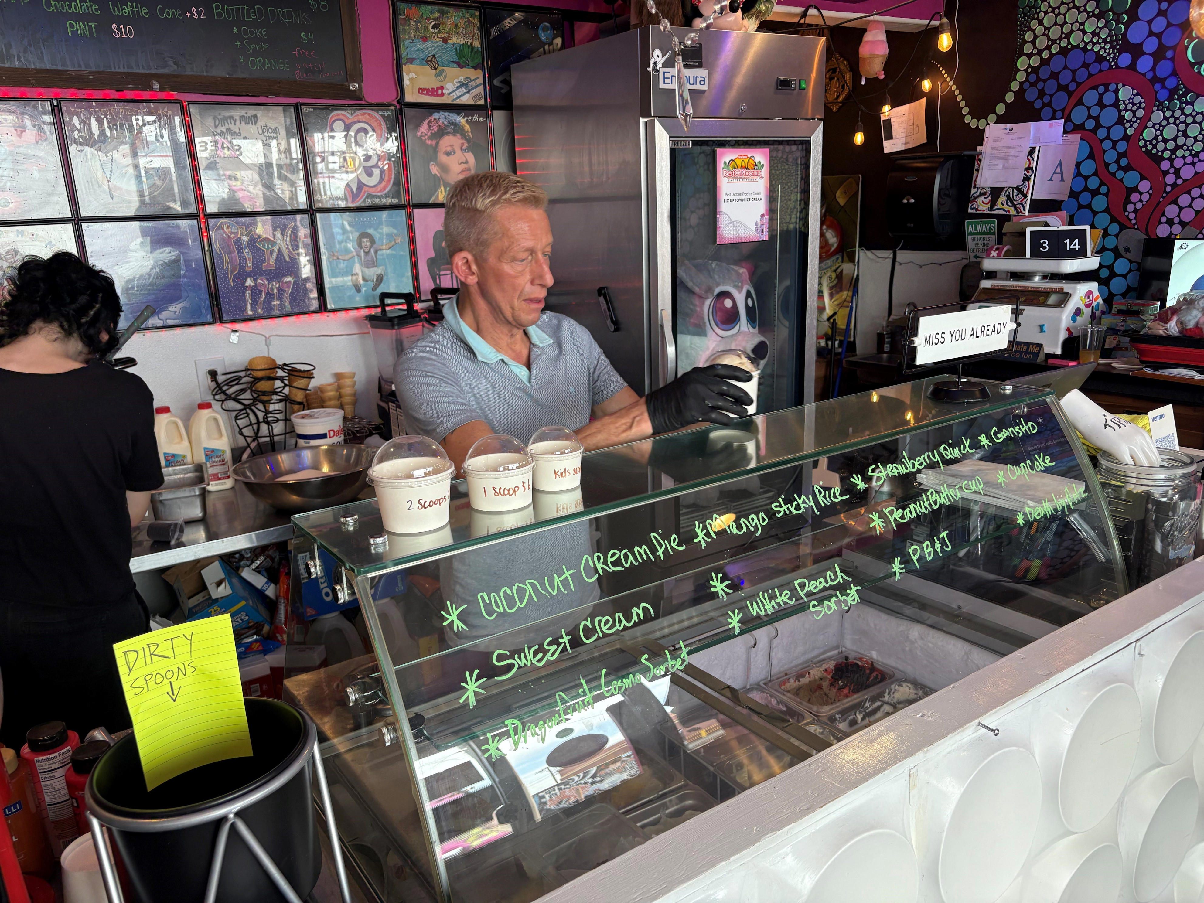 Patrons support Phoenix LGBTQ+ owned ice cream shop where teens were ...