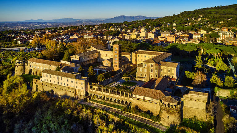 One Of The Best Places To Retire In Italy Is A Breathtaking Medieval ...