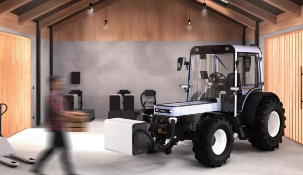 Duitse start-up komt met elektrische tractor met makkelijk vervangbare ...